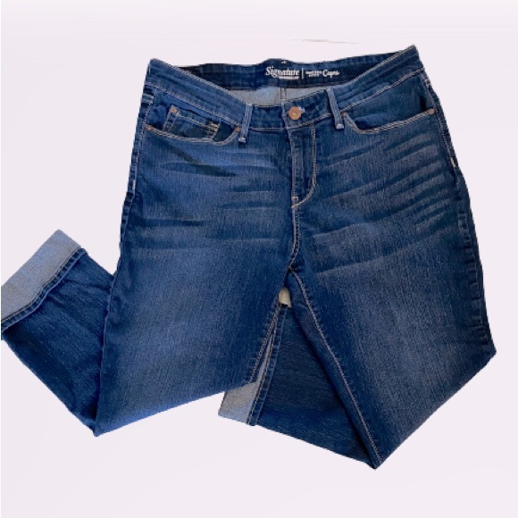 Levi's | Jeans | Signature By Levi Strauss Co Ladies Modern Capri ...